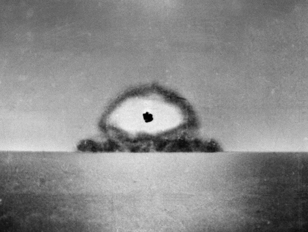 Album di bombe atomiche - Il Post