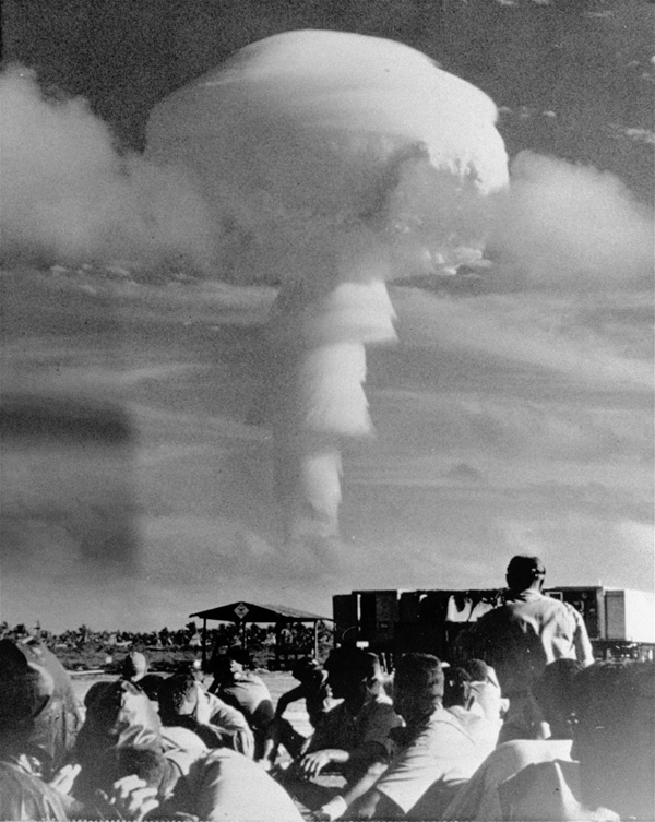 Album di bombe atomiche - Il Post