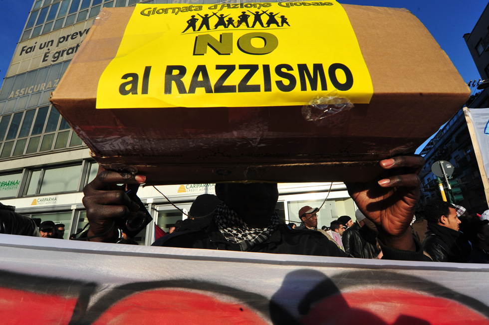 Le foto della manifestazione contro il razzismo di Firenze - Il Post