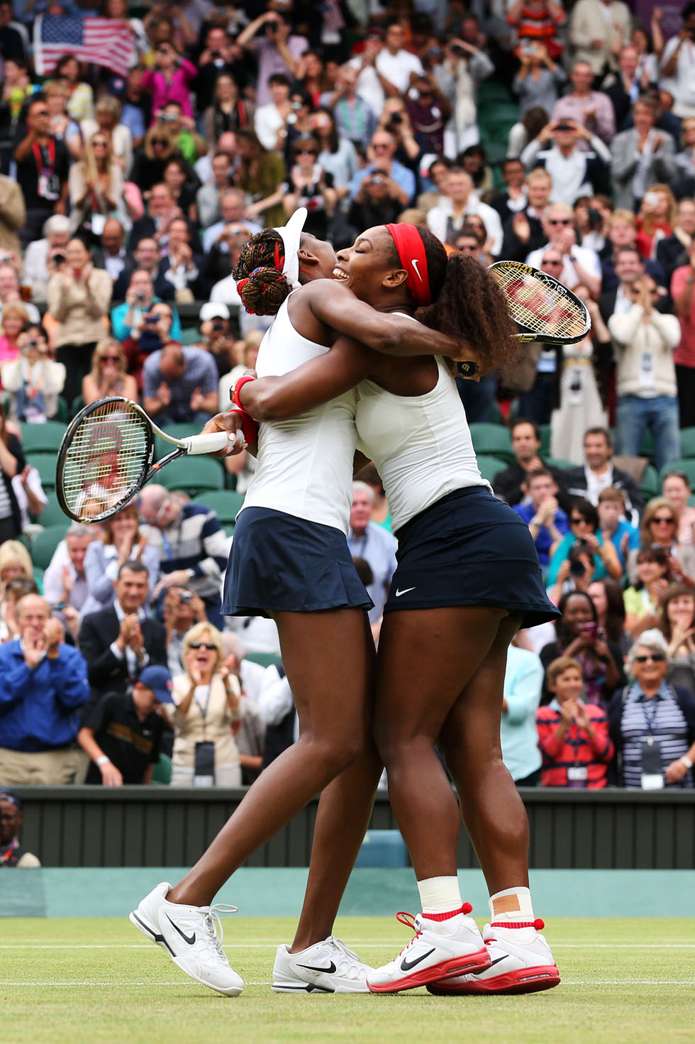 Le foto della vittoria della sorelle Williams nel doppio - Il Post