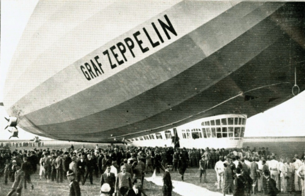 Il primo viaggio dello Zeppelin in Italia - Il Post