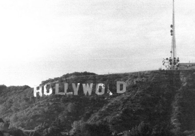 I 90 anni della scritta “Hollywood” - Il Post