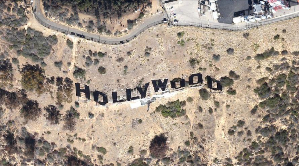 I 90 anni della scritta "Hollywood" - Il Post