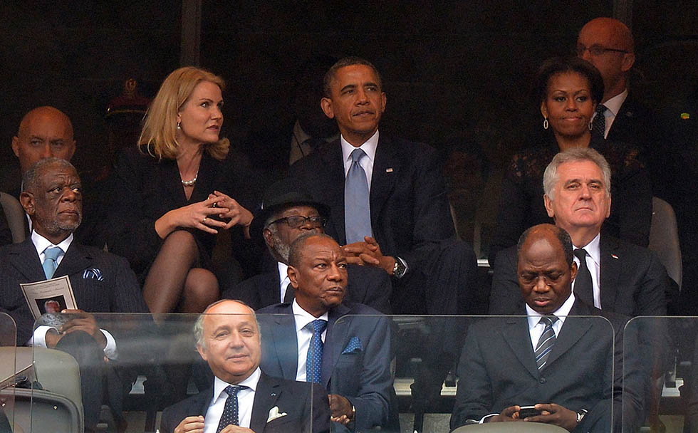 Obama selfie at Mandela memorial service - Il Post