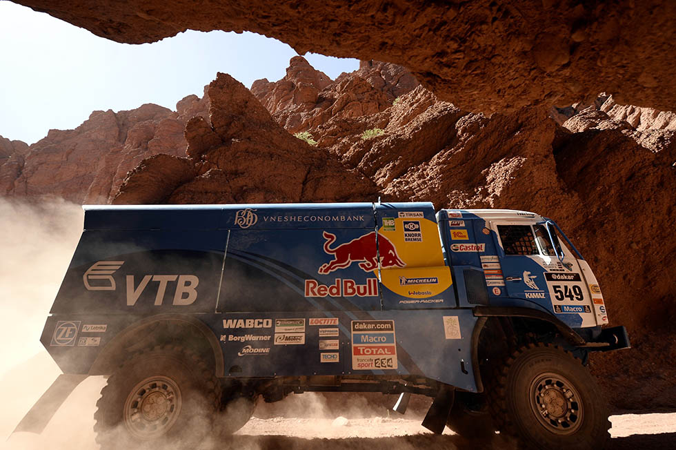 40 spettacolari fotografie del Rally Dakar - Il Post