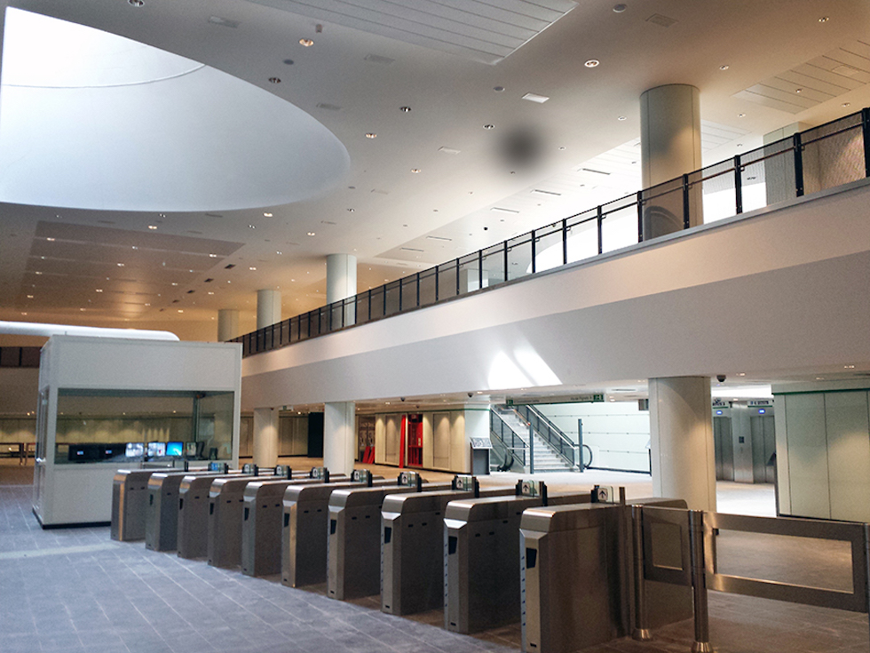 Le foto delle sei nuove stazioni della metro C a Roma - Il Post