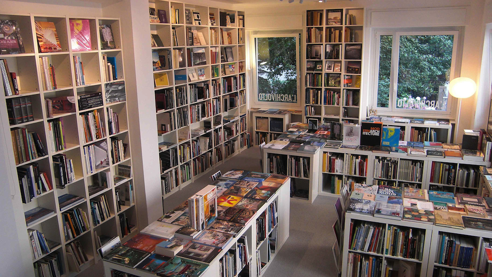 Le più belle biblioteche e librerie di Milano - Il Post