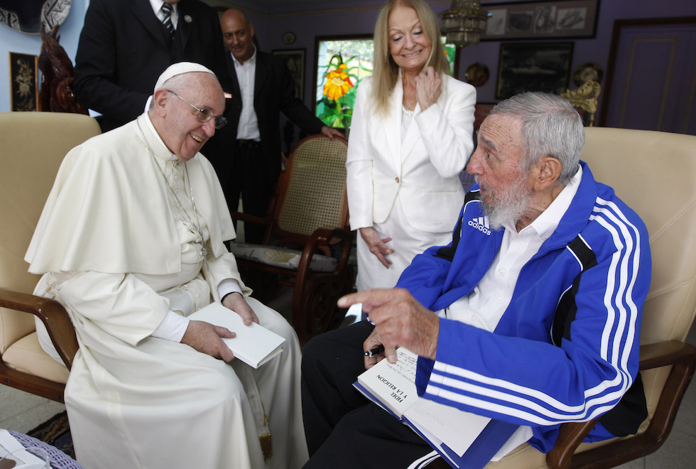 Perché Fidel Castro è sempre in tuta? - Il Post