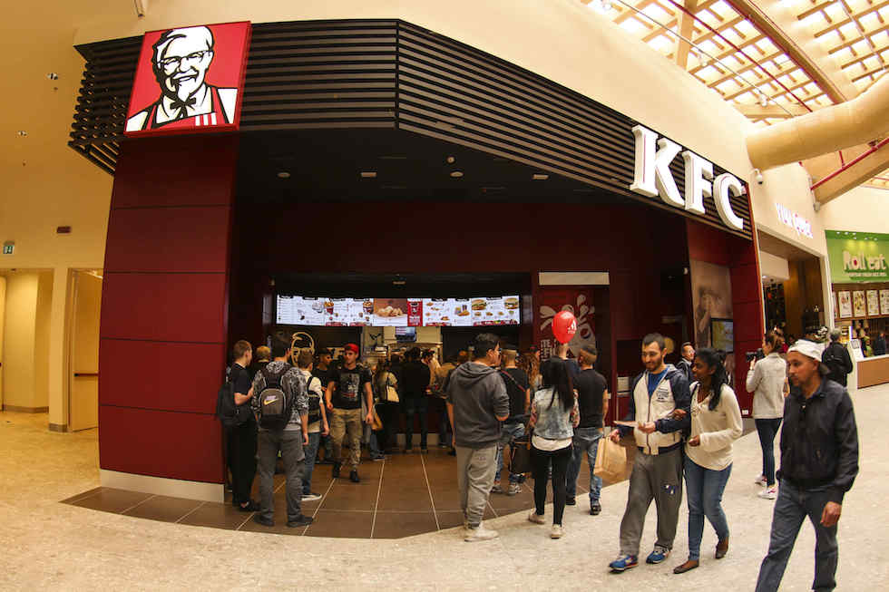 Le foto del nuovo grande centro commerciale di Arese (con Primark e KFC ...