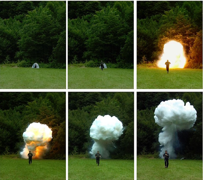 La mostra di Roman Signer a Nuoro - Il Post