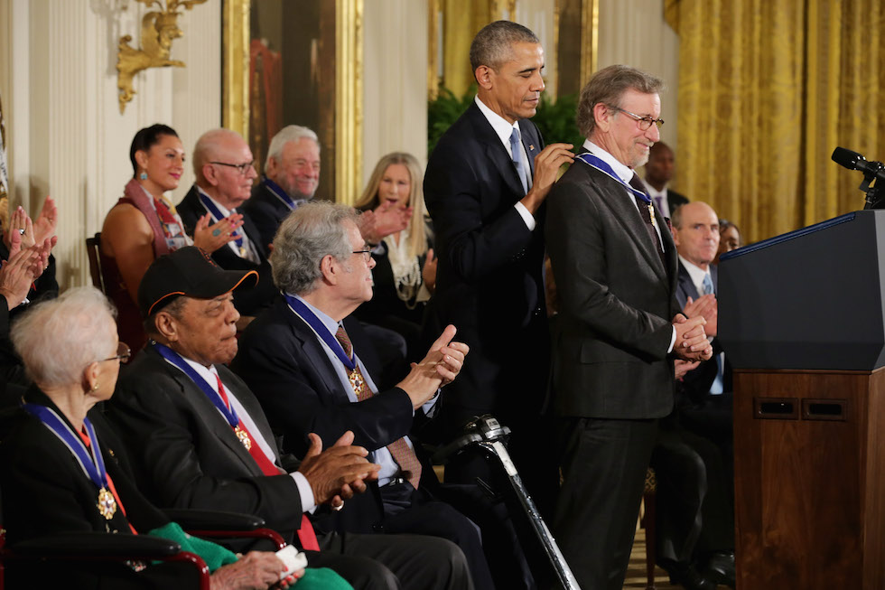 Le foto della cerimonia per le Presidential Medal of Freedom - Il Post