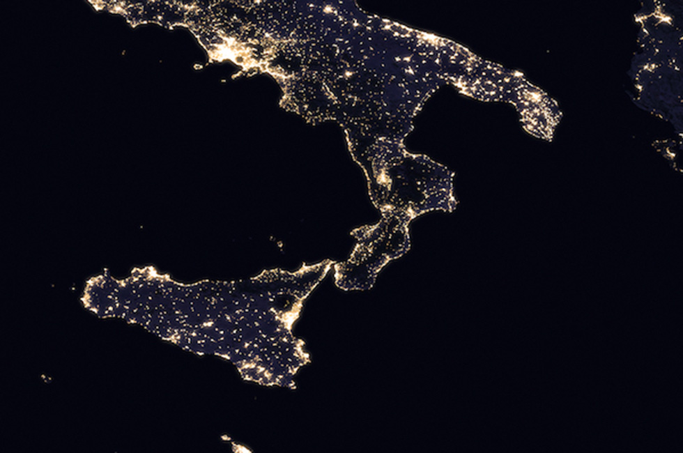 Questo è il mondo di notte - Il Post