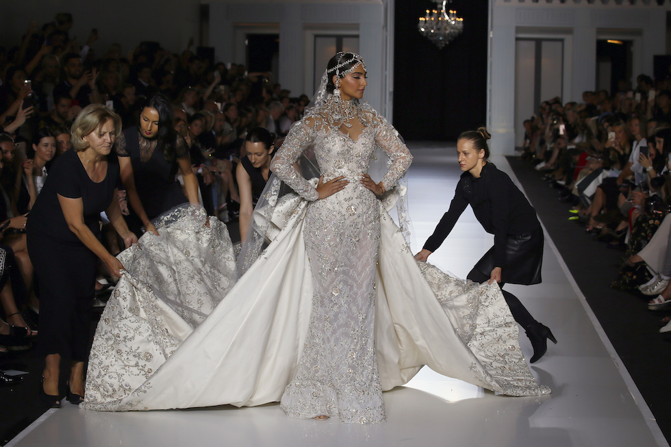 Le foto dell'alta moda a Parigi - Il Post