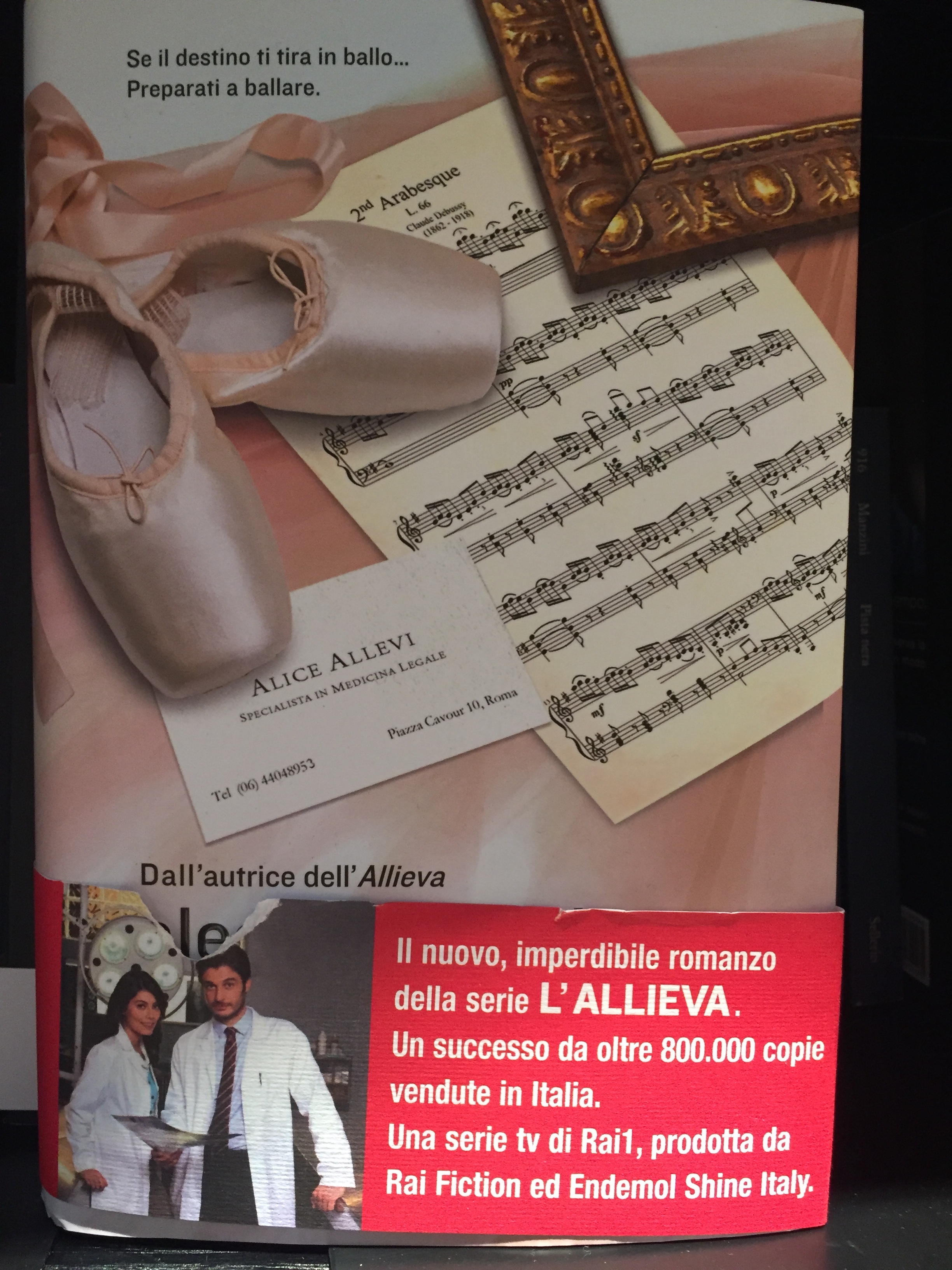 Niente da fare, le fascette dei libri funzionano - Il Post