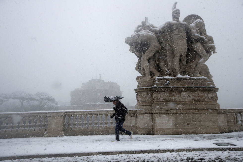 Le foto della neve a Roma - Il Post
