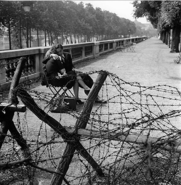 Le foto più famose di Robert Doisneau, da rivedere - Il Post