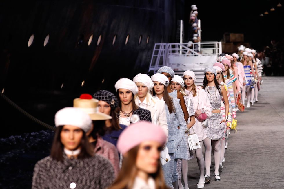 Chanel ha costruito un transatlantico per la sua sfilata - Il Post