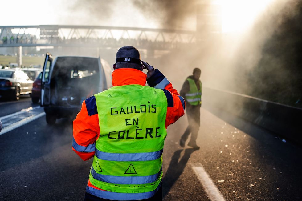 Le foto delle proteste dei “gilè gialli”, in Francia - Il Post