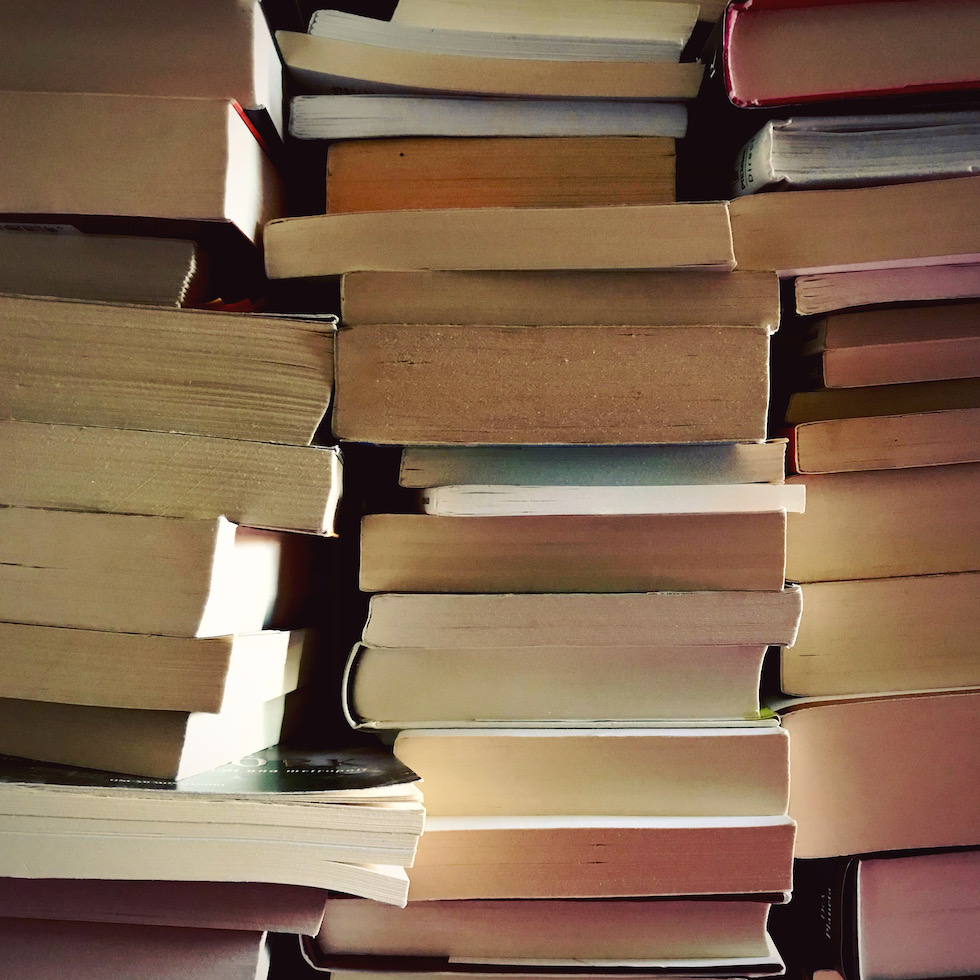 I libri, fotografati su Instagram - Il Post