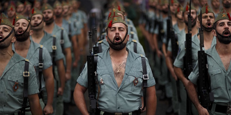 In Spagna si litiga per la statua di un soldato - Il Post