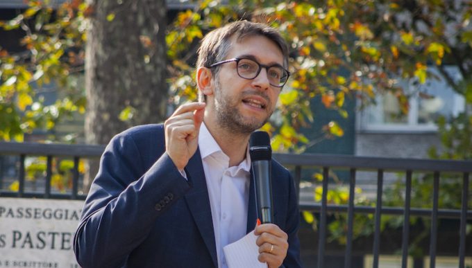 Pierfrancesco Maran, assessore al comune di Milano, si è candidato alla ...