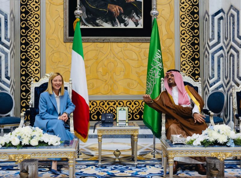 Le foto della visita di Meloni in Arabia Saudita