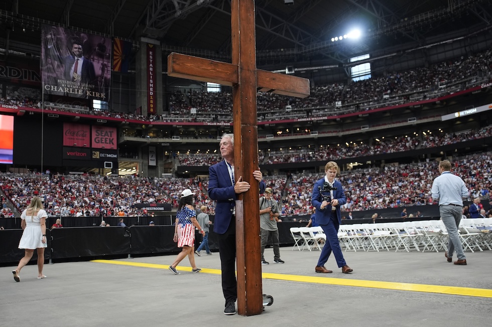 Il funerale di Charlie Kirk ha mischiato politica e religione - Il Post